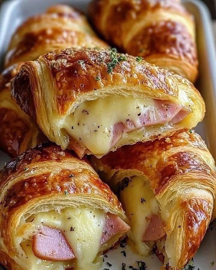 Sausage Stuffed Puff Pastry Recipe – Food Lovers
